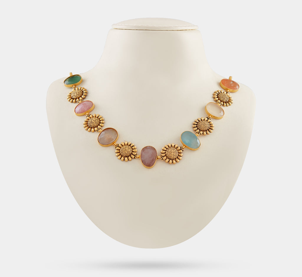 Exquisite floral precious stone necklace – Meralda Jewels